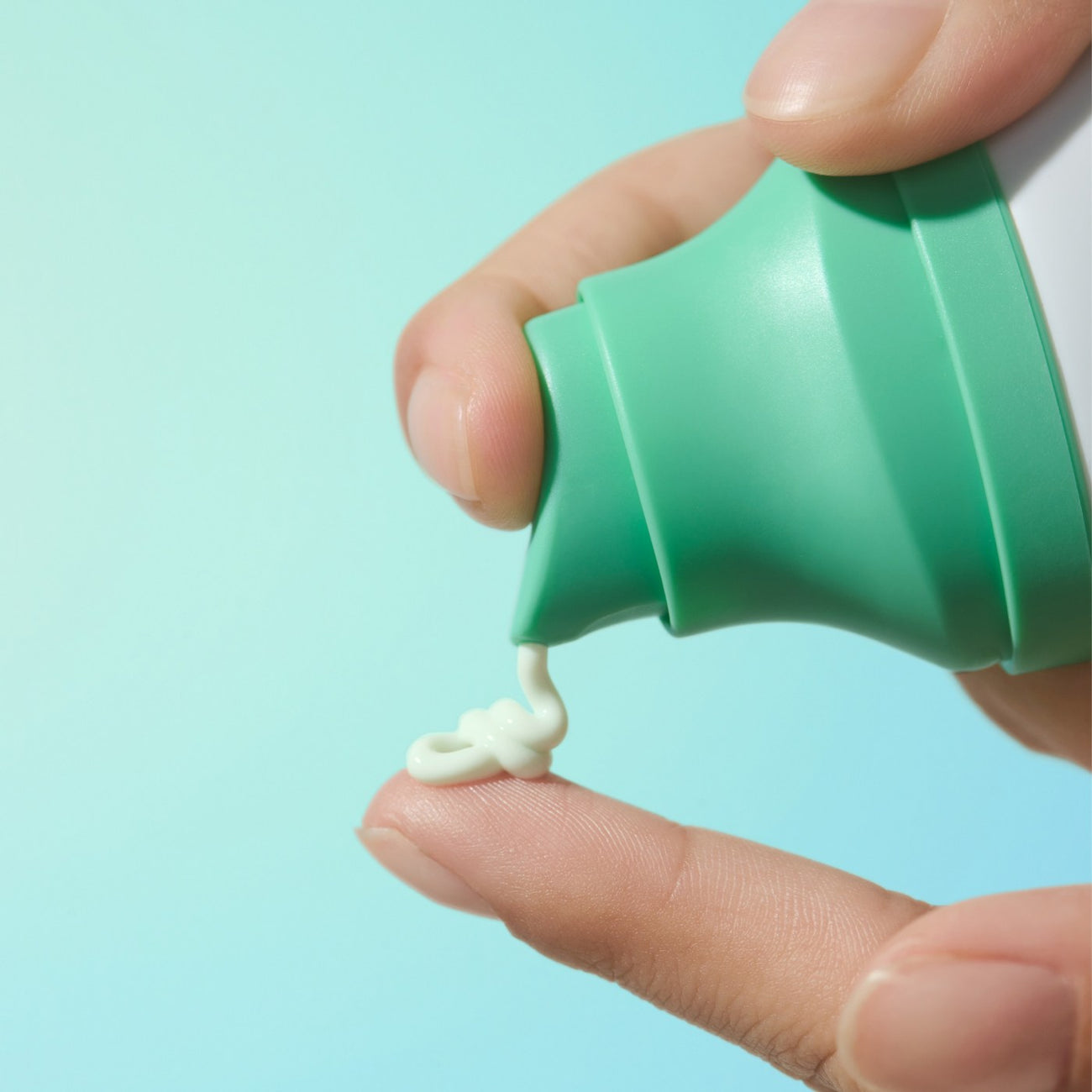 Superlight Sunscreen SPF 30 | Hero Cosmetics